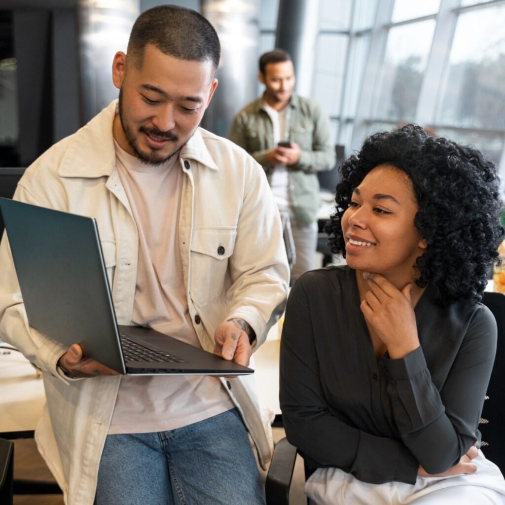 Find Full Time Jobs Hiring Now Across USA | 9to5s.com